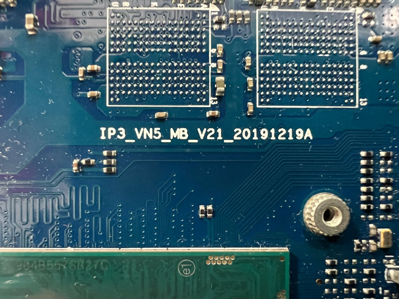 1be2b256-bfdd-40b7-bbae-33bb999f8e7e.jpeg | Vinafix.com