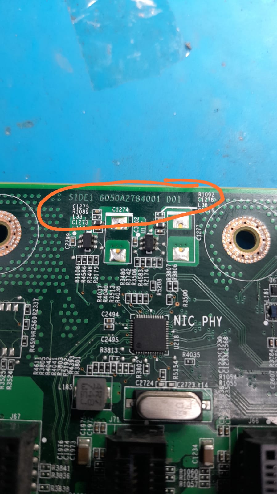 HPe proliant ML10 G9 server SIDE1 6050A2784001 D01.jpg | Vinafix.com