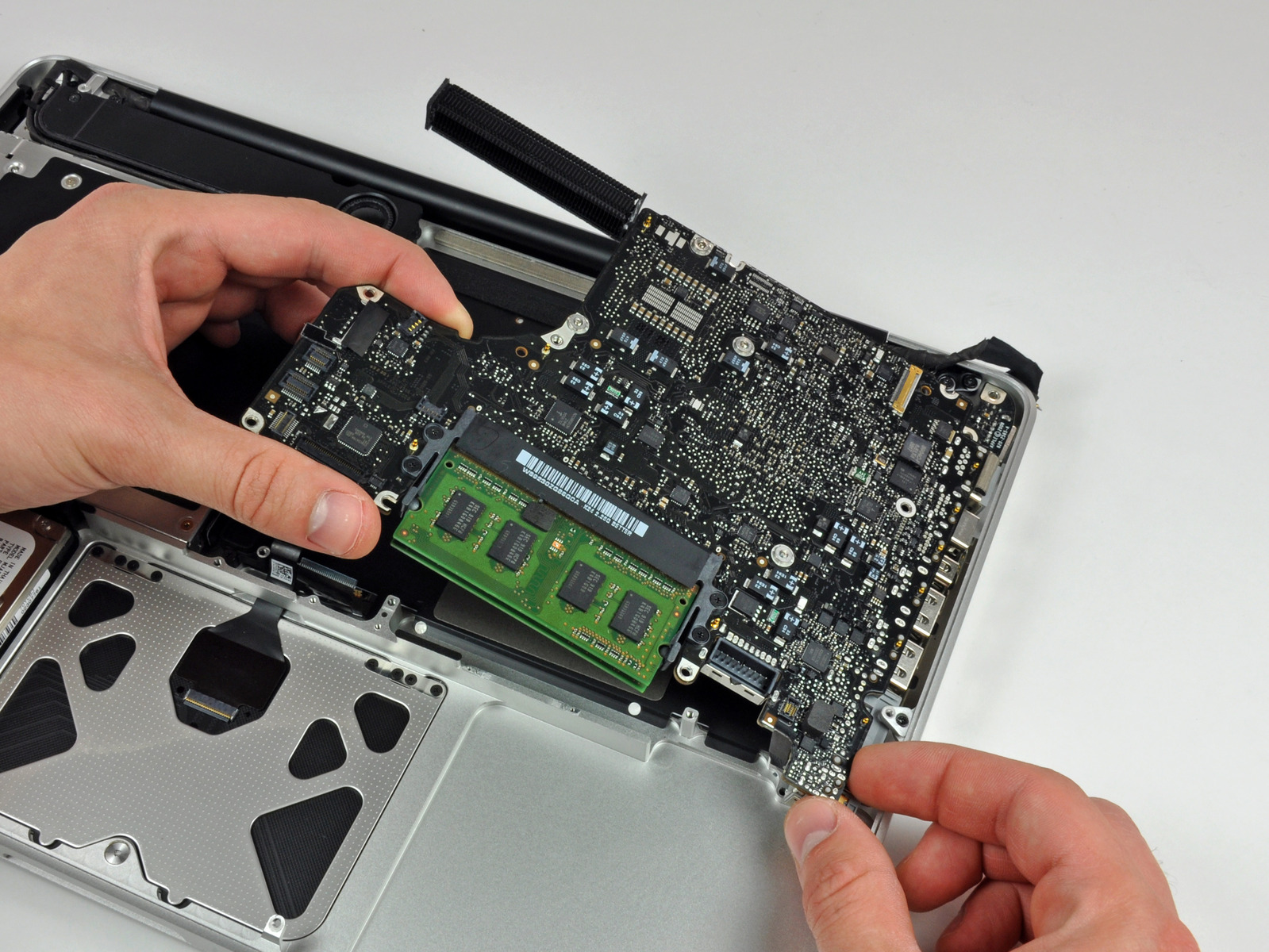 MacBook Pro 13 Unibody Mid 2010 | Vinafix.com