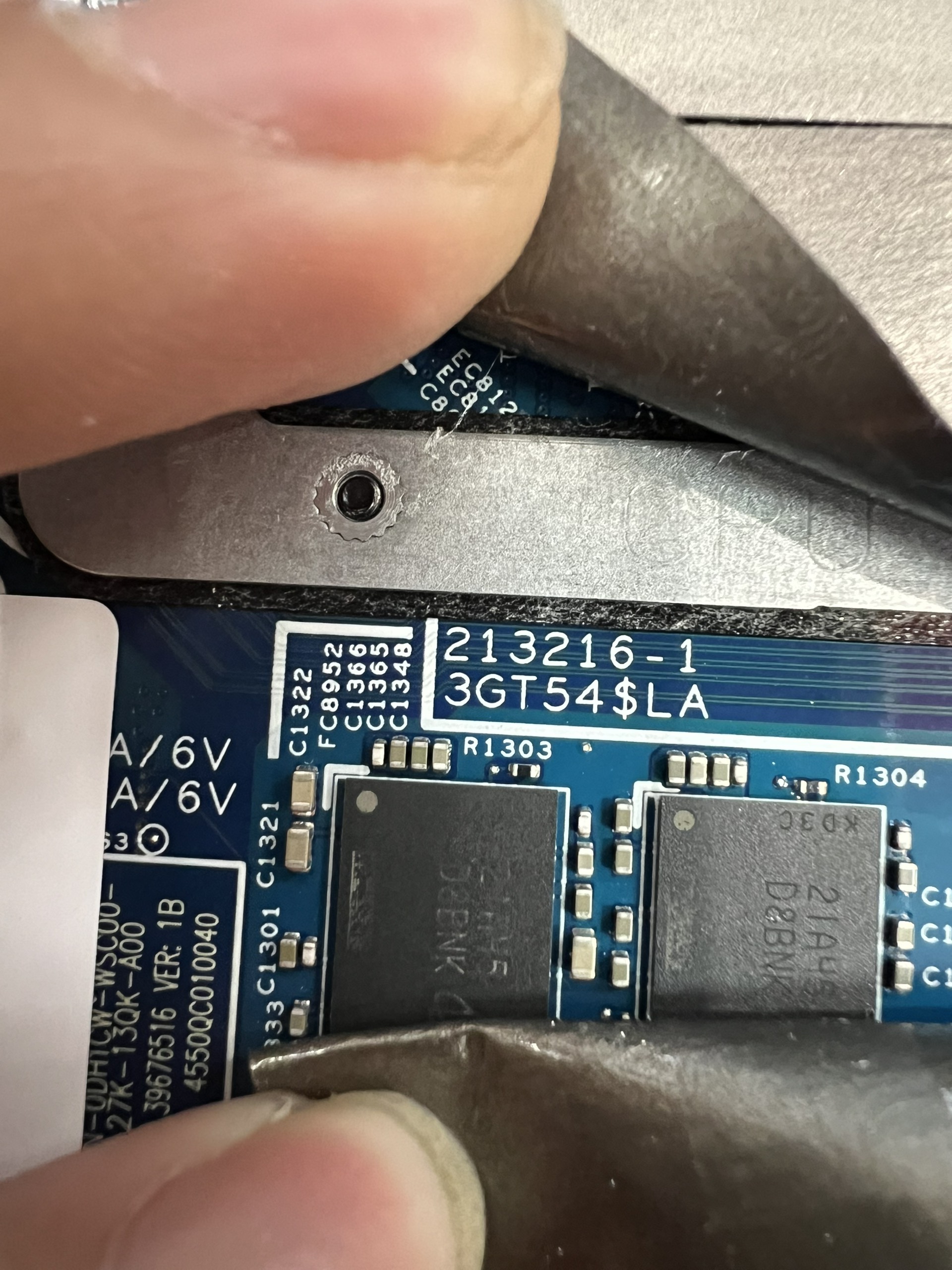 z5045577618932_3afb8b5c1f72c0197373dcf5ab0e7169.jpg | Vinafix.com